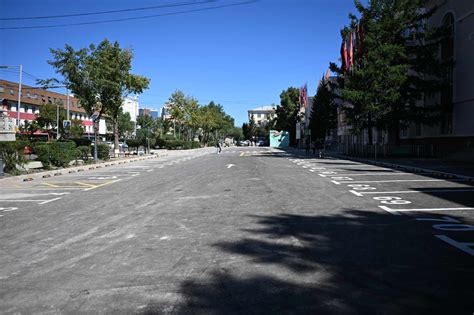 Нийтийн эзэмшлийн 28 байршилд төлбөртэй зогсоол барих ажил үргэлжилж байна