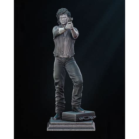 Riggs Sculpture Lethal Weapon