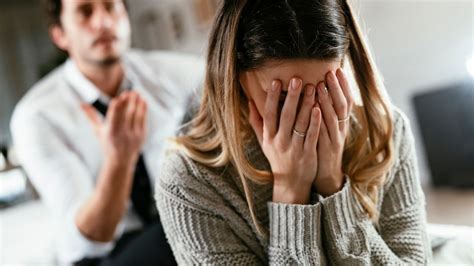 Woman Refuses To Sign Prenup For Future Husband Men Get Screwed In