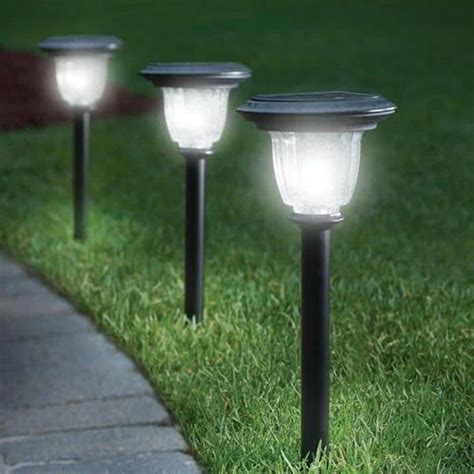 Garden Light at ₹ 1000/piece | Garden Light in Kolkata | ID: 15683489891