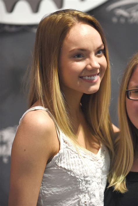Danielle Bradbery 2016 Cma Music Festival Nightly Concert 07 Gotceleb