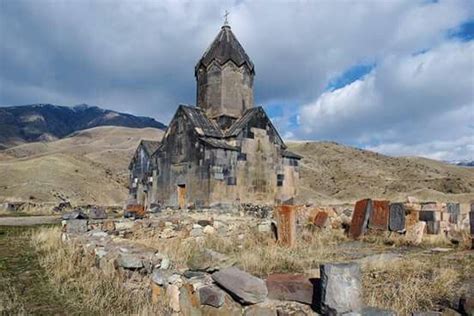 Թանահատի վանք 8 րդ դար Վայոց ձորի մարզ Tanahat Monastery 8th