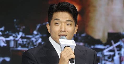 흑백요리사 안성재 초보 유튜버 된다…백종원에 도전장