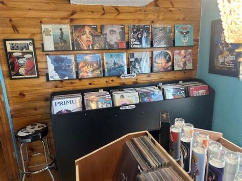 Warped Records To Open In Willernie White Bear