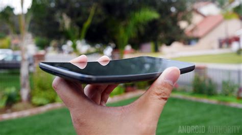 7 Problems With The LG G Flex And How To Fix Them