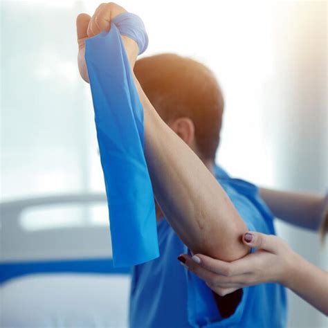 جراحی آرنج دکتر مصطفی علوی جراح شانه در اهواز