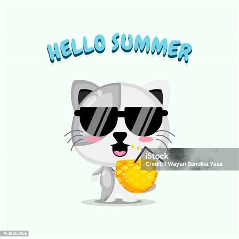 여름 인사와 함께 파인애플 주스를 들고 귀여운 고양이 마스코트 개체 그룹에 대한 스톡 벡터 아트 및 기타 이미지 개체 그룹