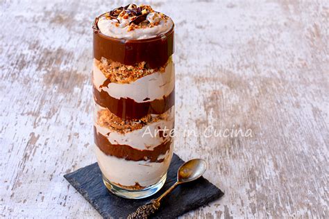 Semifreddo Caffè Mascarpone E Amaretti Dolce Al Cucchiaio