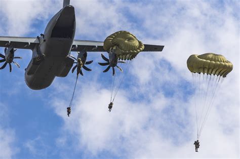 Parachute Jump Army