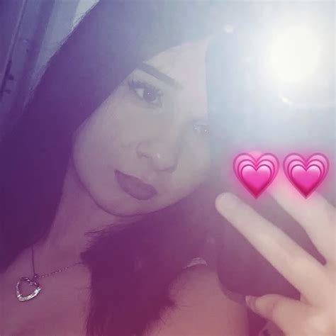 Andreea Andr334xx • Threads Say More