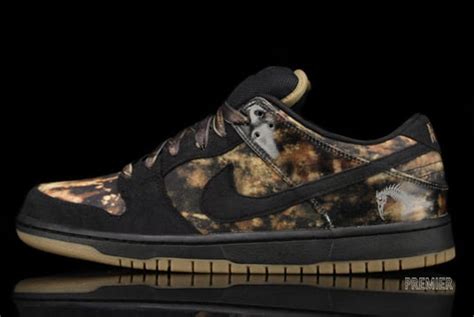 Nike Sb Dunk Low Premium Pushead 2 At Premier Sneakerfiles