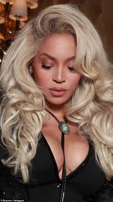 Beyonce Oozes Sex Appeal In Barely There Lacy Lingerie And Cowboy Hat