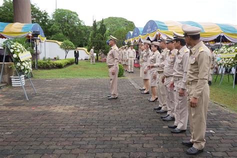 วันที่ ๒๑ พฤษภาคม ๒๕๖๗ เวลา ๐๗ ๐๐ น นายนิวัตร อภัยจิตต์ รองนายกเทศมนตรีนครสกลนคร ร่วมพิธีวางพวง