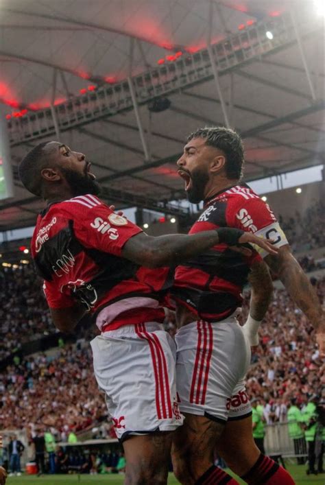 Pin de Sarah Lorrane em Salvamentos rápidos Flamengo e atlético