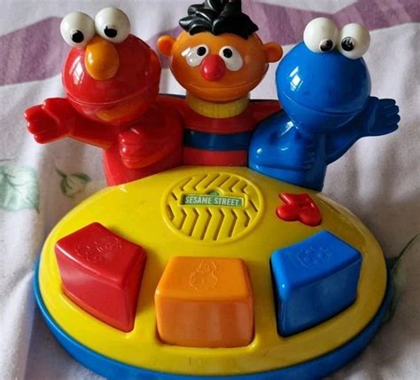 Sesame Street Elmos Giggle Gang Piano Musical Toy Cookie Monster 2005