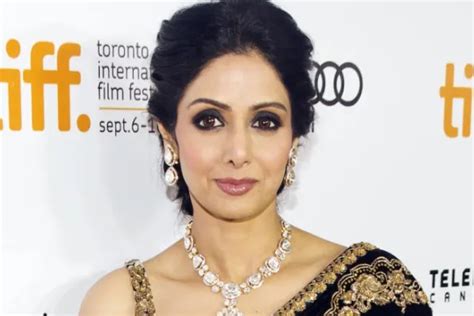 நடிகை ஸ்ரீதேவியை காதலித்த முன்னணி நடிகர் காலத்தால்