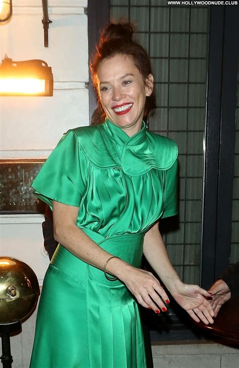 Anna Friel No Source Celebrity Beautiful Sexy Babe Posing Hot