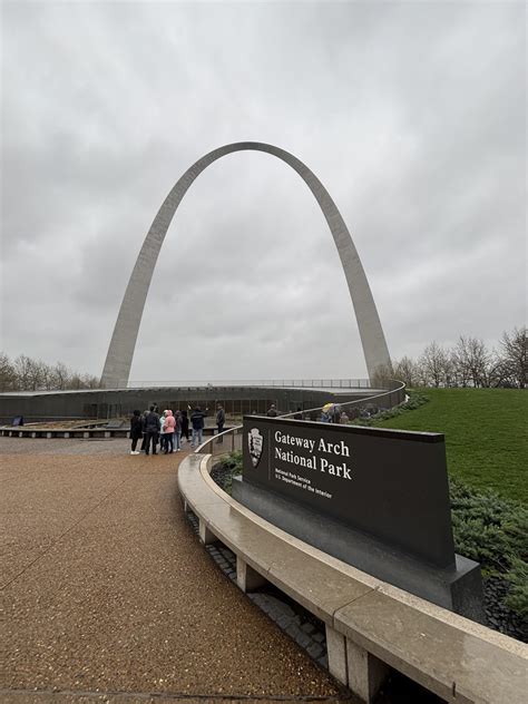 St Louis Gateway Arch Sportstravel