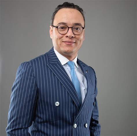 رسالة من الخبير في الأسواق المالية الدكتور رؤوف إلى الجالية الجزائرية في أمريكا Yasser