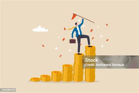 재정적 성공 재정적 자유 돈 성취 또는 수익 또는 저축 또는 투자 목표 개념 돈 동전 스택 위에 승리 깃발을 들고 있는 성공 사업가 임금에 대한 스톡 벡터 아트 및 기타
