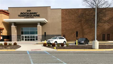 Rockaway Townsquare In Rockaway Nj The Regions Best Mall