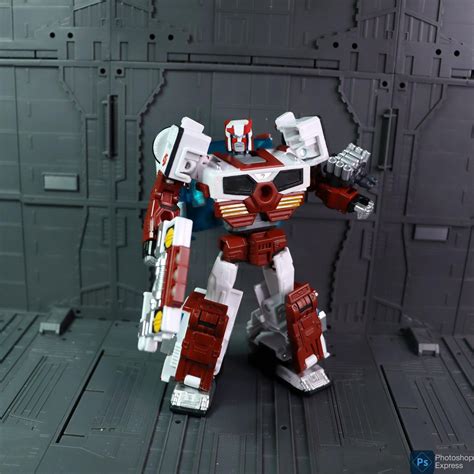Legacy Animated Ratchet Custom R Transformers