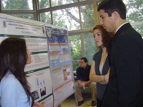 Estudiantes De Primer Año De Odontología Desarrollan Y Exponen