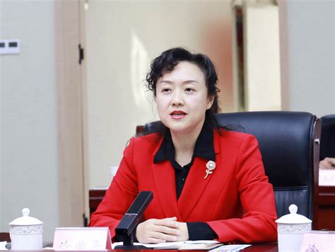 泸州市龙马潭区召开民营企业家圆桌会议龙马潭区泸州市工商业联合会泸州市总商会