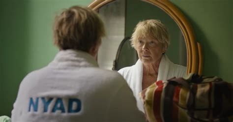 Nyad Trailer Annette Bening Swims For Her Life Long Dream In Netflix