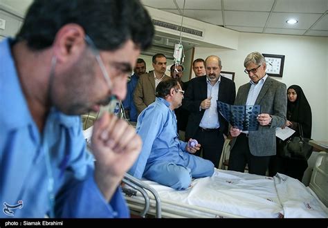 ویزیت جانبازان شیمیایی توسط پزشکان آلمانی در بیمارستان ساسان تهران عکس