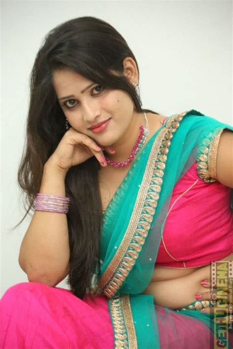 Actress Anusha Gallery Gethu Cinema