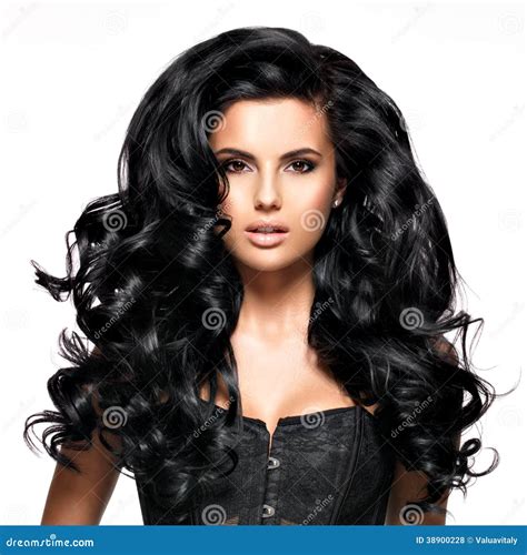 Mujer Morena Hermosa Con El Pelo Negro Largo Foto De Archivo Imagen 38900228