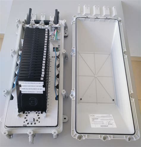 Caja de empalmes con divisores red de alimentación DIVICAU Bael
