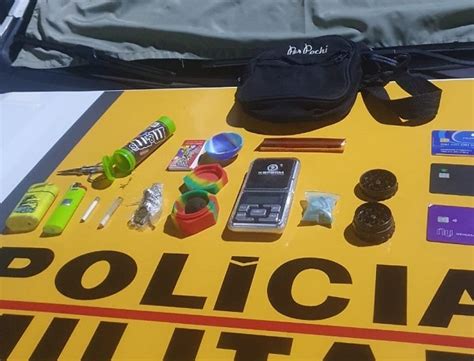 Rapaz é Preso Suspeito De Tráfico De Drogas No Município De Carmo Do