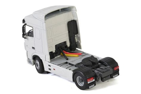 White Line Daf Xf Space Cab My2017 4x2 Wsi Models