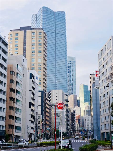 거리 고층 건물 도시 도시 거리 도시들 도시의 도심 도쿄 수직 쐈어 시내 지역 아자부다이 언덕 일본 현대