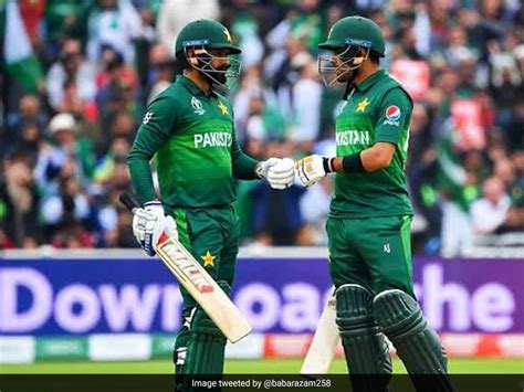 I Ve Learnt A Lot From Mohammad Hafeez Pakistan Skipper Babar Azam Cricket News