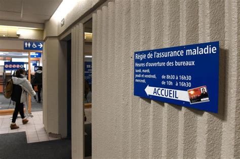 Les Habits Neufs De La Ramq La Presse