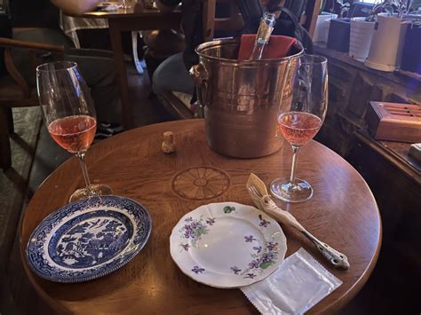 [루엘 드 샹들리에] 을지로 데이트 장소 분위기 좋은 와인바가 네이버 블로그