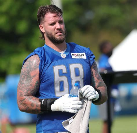 Download Taylor Decker Wallpaper Helt Gratis 100 Taylor Decker