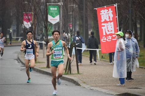 全国大学対校男女混合駅伝で本学は14位、女子駅伝競走部の堀さんが2区・区間2位と大健闘しました 神戸学院大学 Sports And Culture
