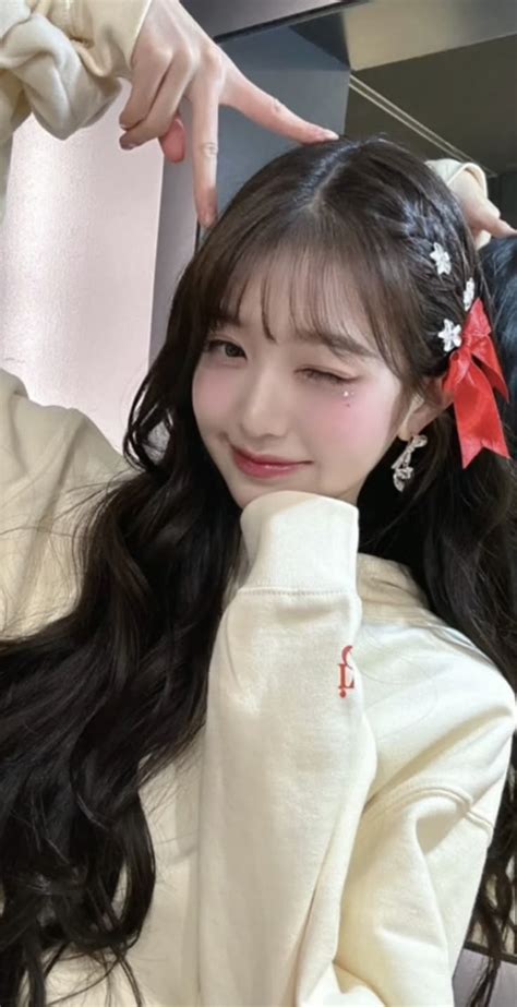 Pin By Hani On W O N Y O U N G In Gambar Foto Teman Kecantikan