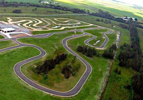 Which Way Does The Track Go And Whats The Lap Record Chasing The