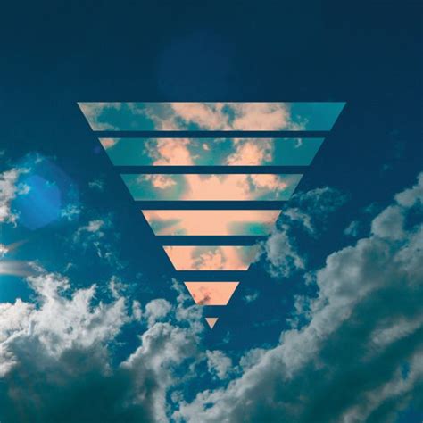 inverted triangle wallpaper