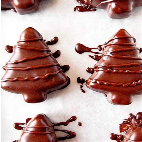 Homemade Reeses Peanut Butter Christmas Trees