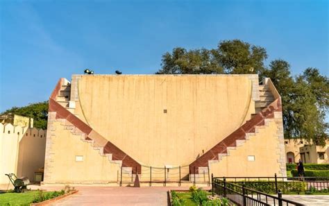 Premium Photo Architectural Astronomical Instruments At Jantar Mantar