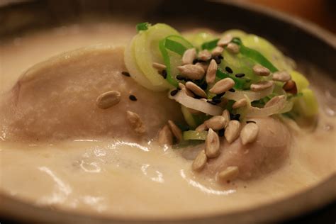 Traditional Korean Food To Try While In Seoul Tiptoeingworld