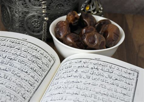 Mempelajari 7 Ayat Surat Al Maun Arab Latin Beserta Artinya Gramedia
