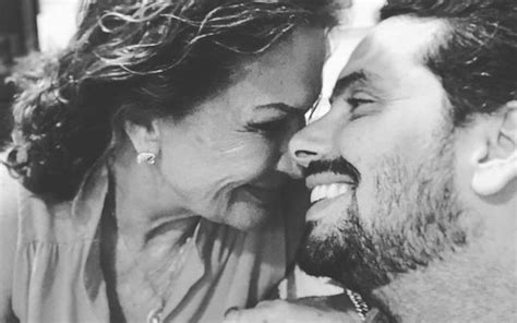 Ex BBB Ieda Posa Namorado Anos Mais Jovem Que Revela Apelido Fofo Do Casal Quem QUEM