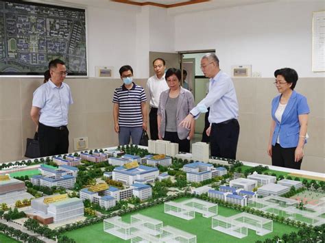 领导关怀 长江大学